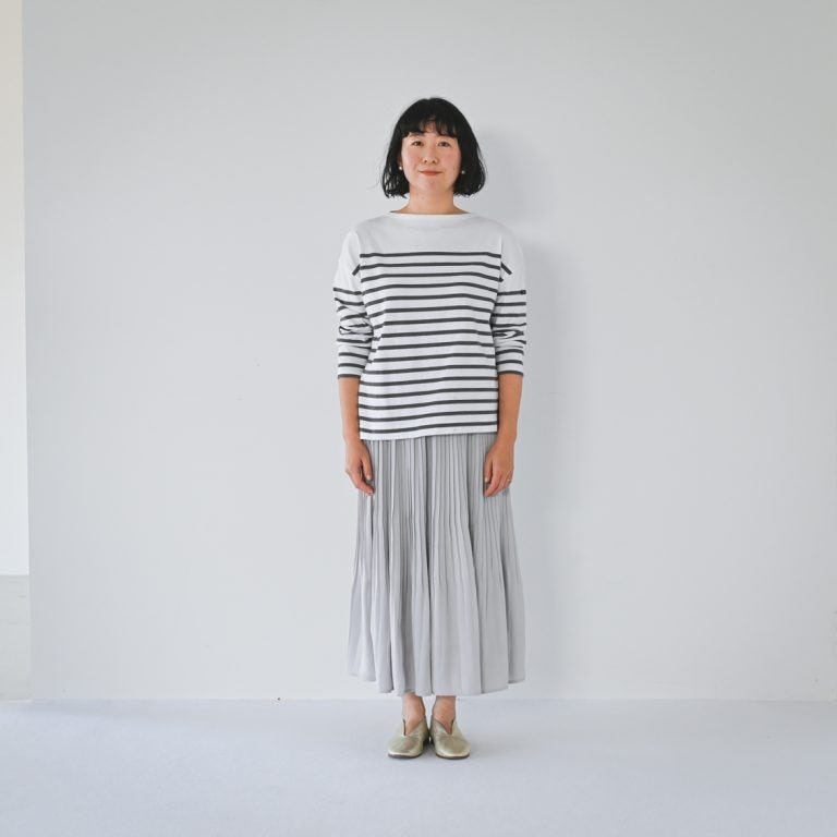 【着用レビュー】sosottoのプリーツスカートを、身長の異なるスタッフ3名が着てみました！ - 北欧、暮らしの道具店